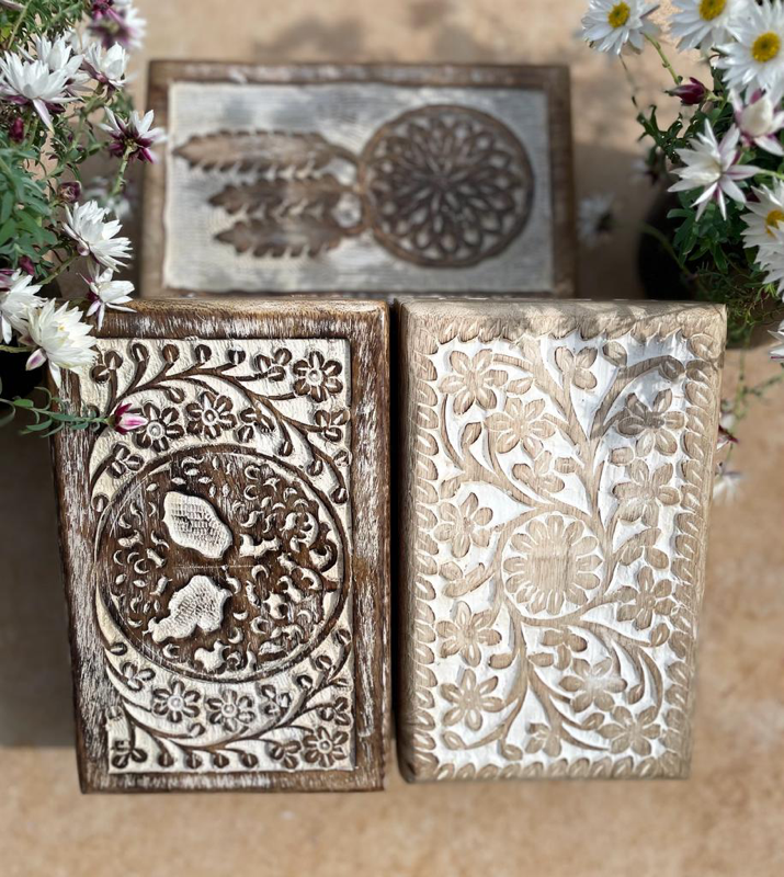 Antique box | Canberra Nursery & Garden Centre